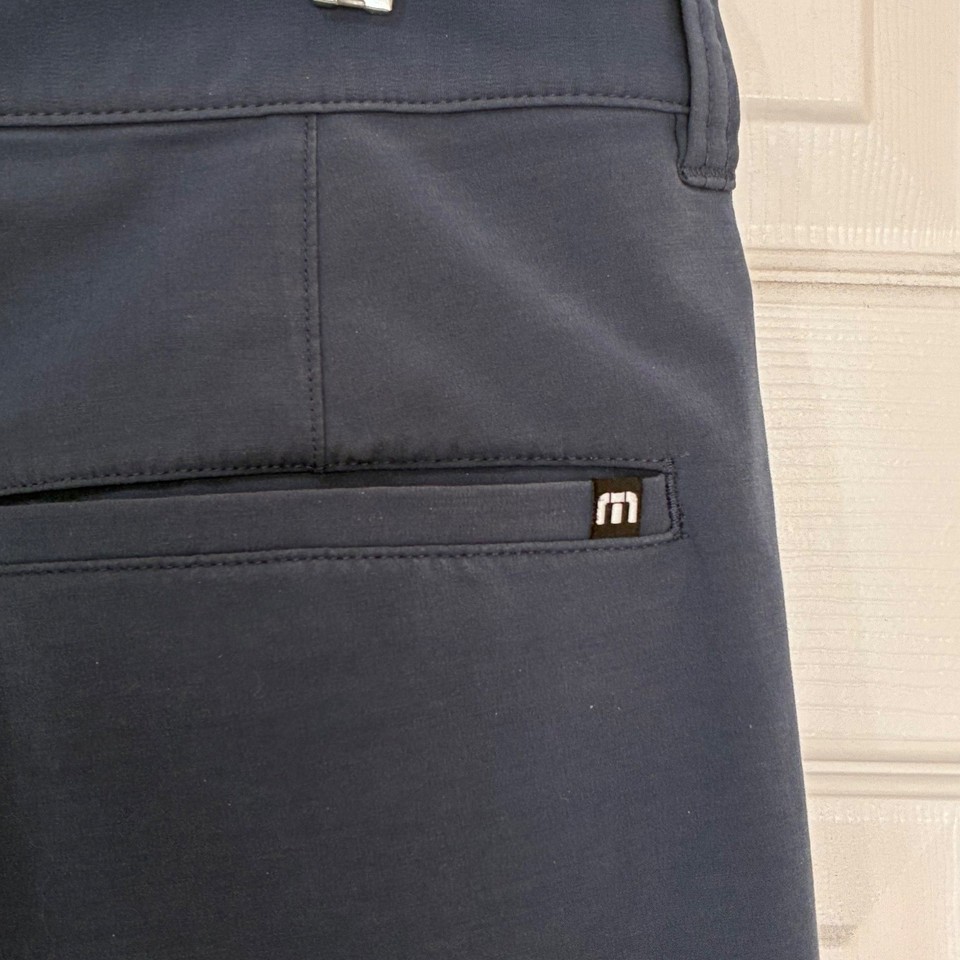 Travis Matthew's Tech Chino golf shorts Men's 32 Navy blue Pockets Logo ...