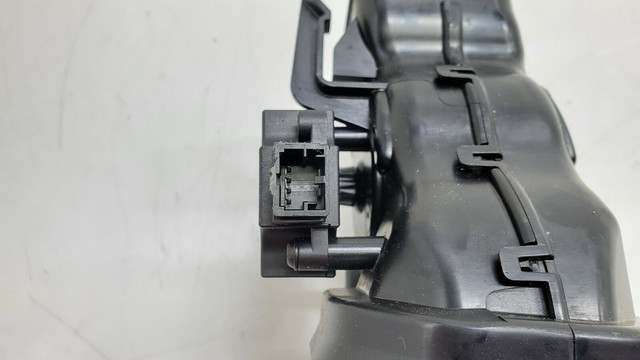 MERCEDES-BENZ C W205 220d Left Air Flow Duct A2058309805 125kw 2016 for ...