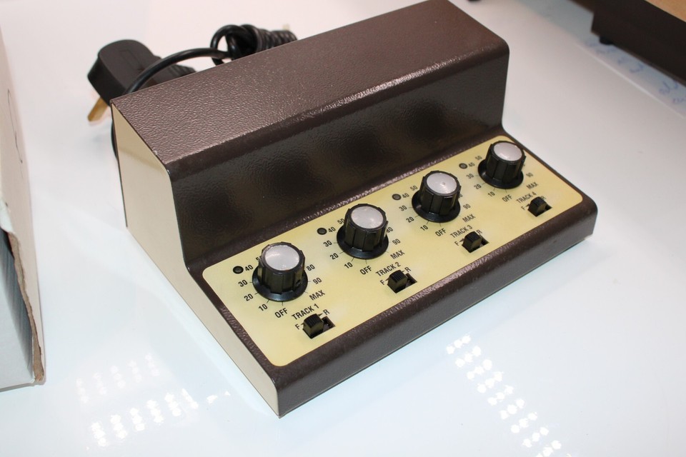 Gaugemaster Model Q Cased 4 Four Track Analogue Speed Controller - Part ...