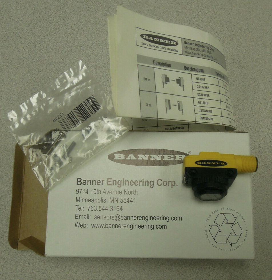 Banner World Beam QS18, w/reflector and 2 Turck Eurofast cables RK4.4T ...