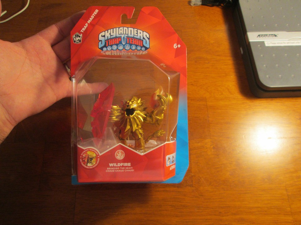 Skylanders Trap Team Figures Characters Crystal Game Portal TARGET TOYS ...