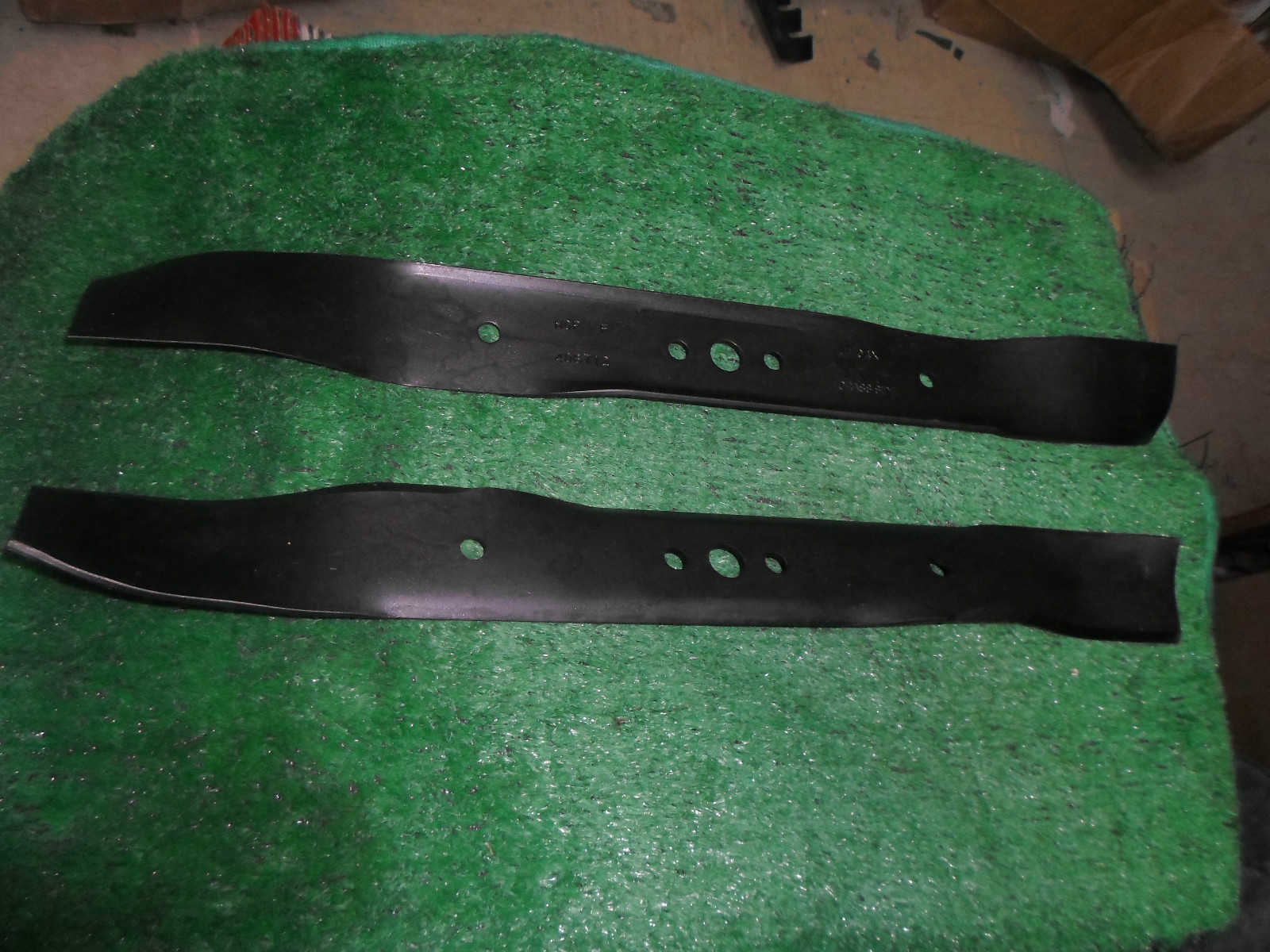 2 BLADES PRICE OF ONE HUSQVARNA OEM 21" MOWER BLADES 532406712 ...