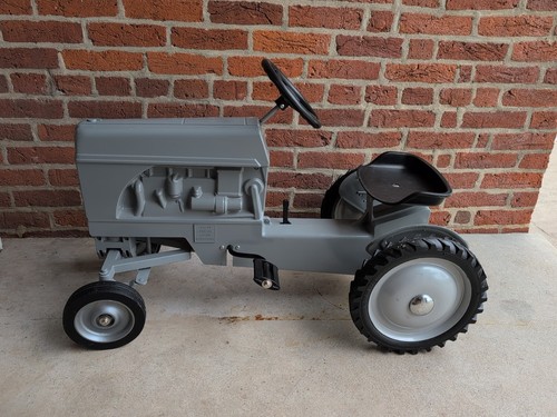 Scale Models Ford 2n Pedal tractor | eBay