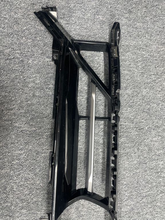 Genuine OEM BMW X5 G05 2018 Front bumper lower grill 511110503420 ...