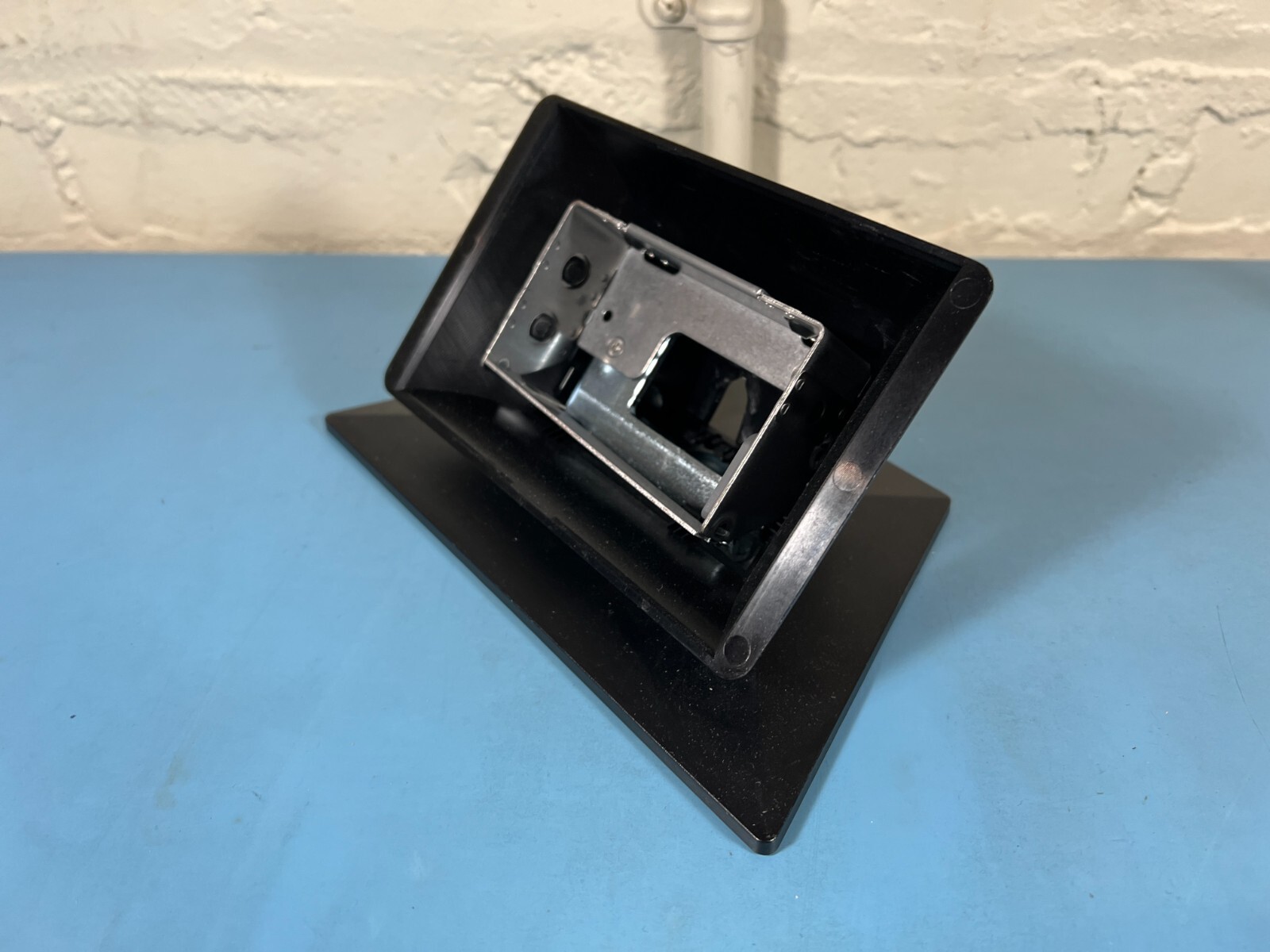 - Open Box Crestron TSW-760 Table Top Stand Kit TSW-760-TTK-B-S - Black ...