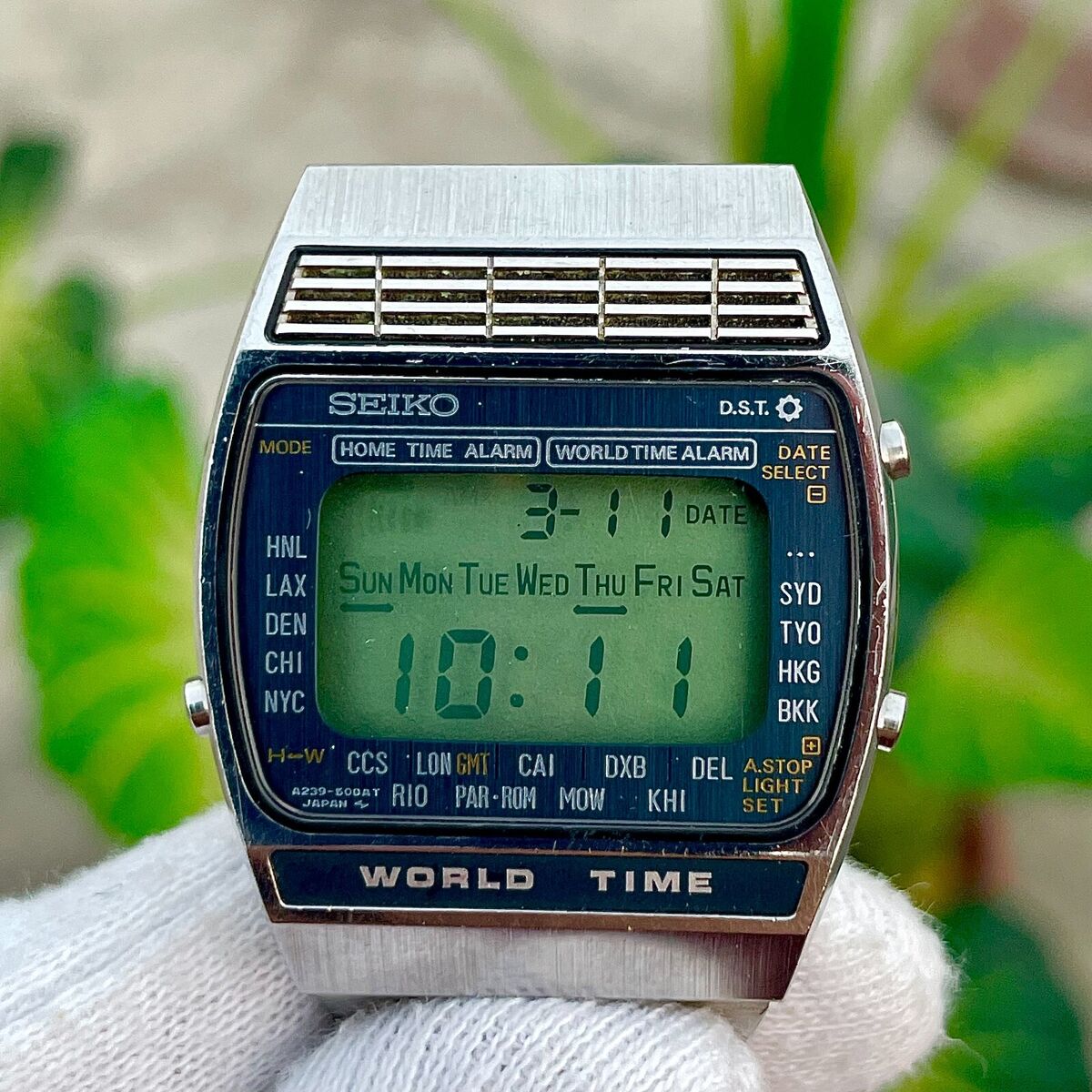 Vintage Seiko WorldTime Digital World Map LCD Men's Watch Vintage Seiko WorldTime Digital World Map LCD Men's Watch