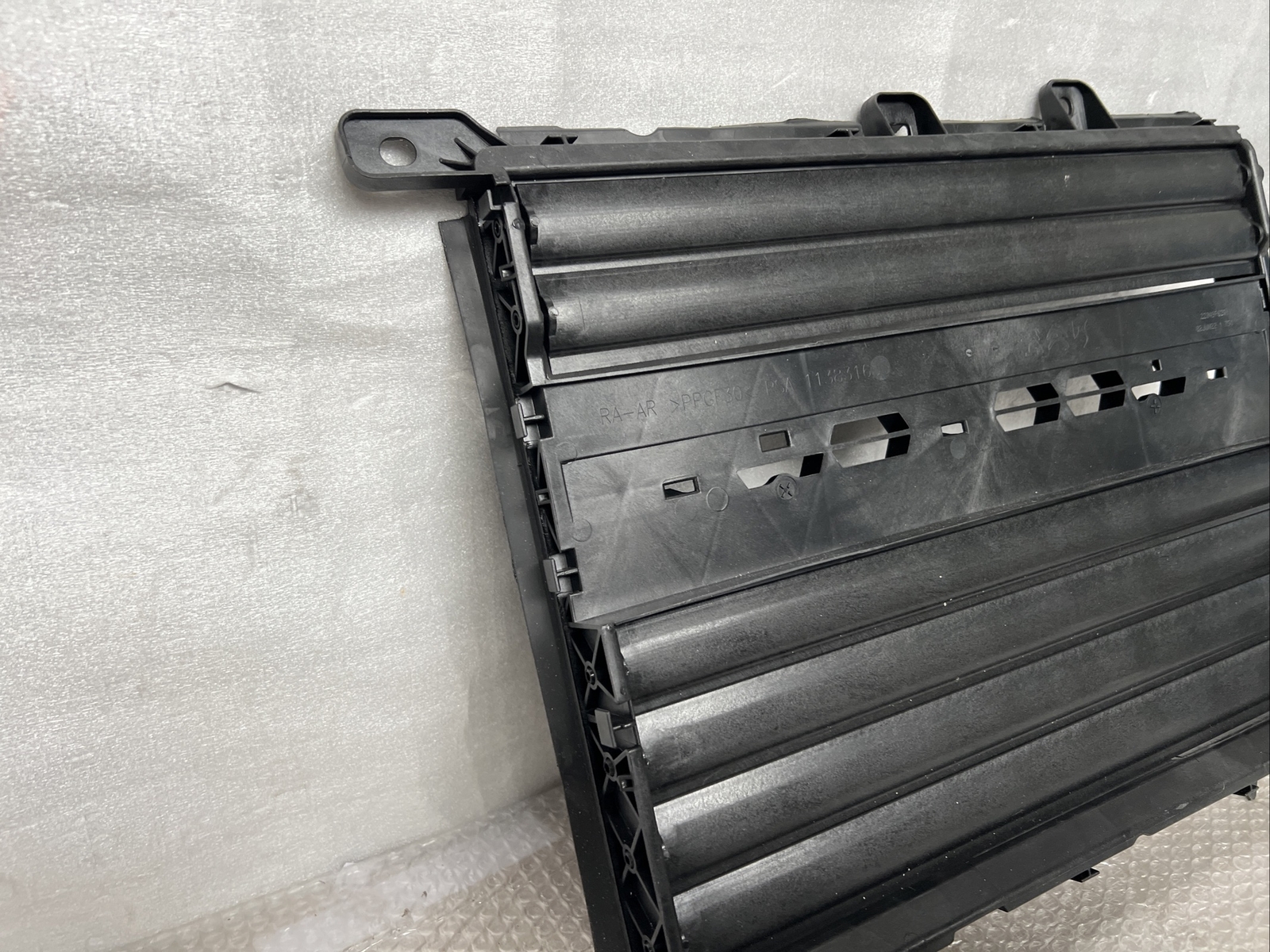 Genuine+Peugeot+208%2F2008+SUV+Radiator+Active+Flap+%289836865380%29 ...