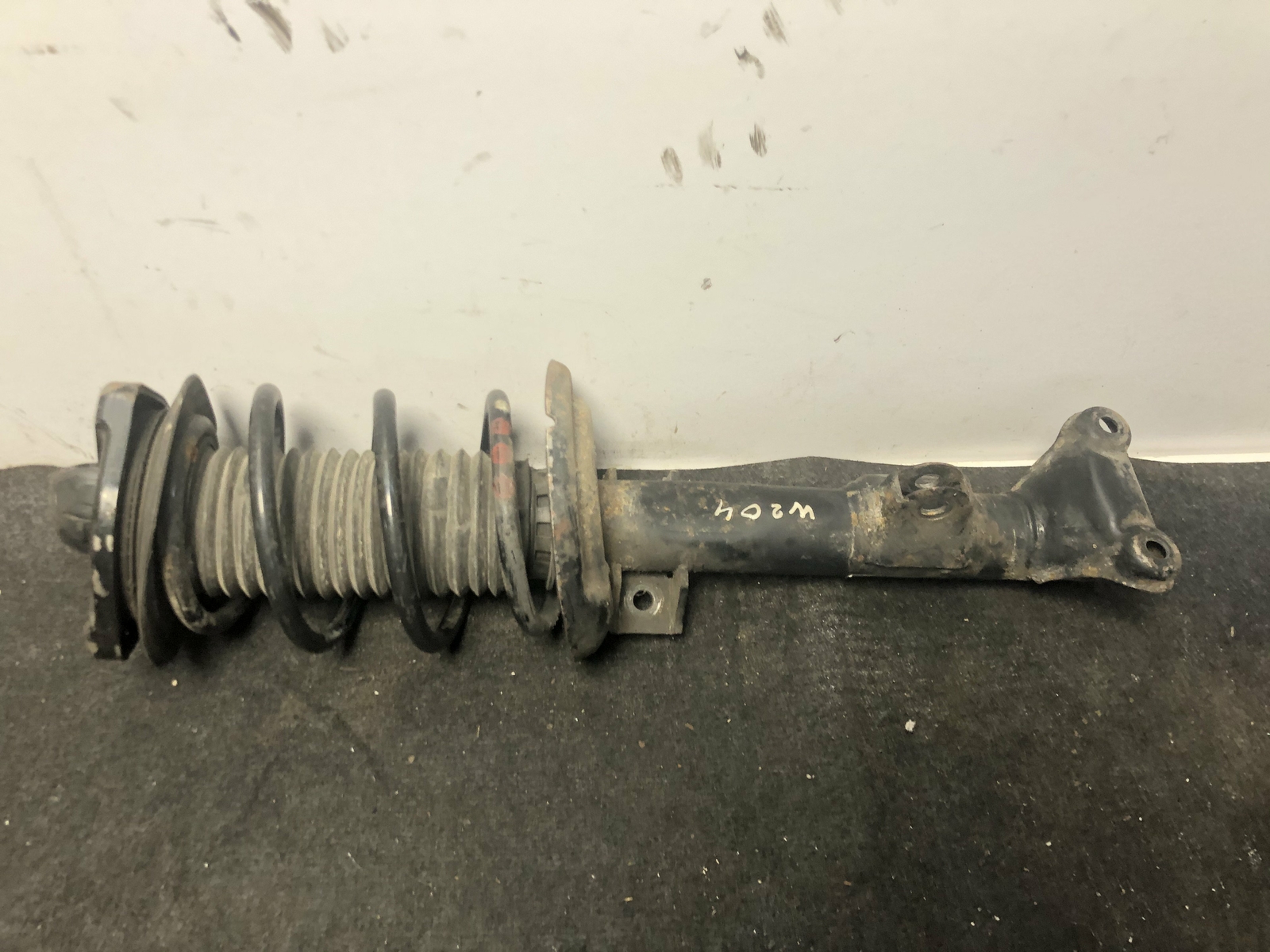 MERCEDES-BENZ W204 C 250 CDI Front Right Shock Absorber RWD 2009 ...