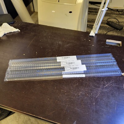 (200pcs) ONSEMI MC7805CT TO-220/PKG POSITIVE VOLTAGE REGULATOR 5-VOLTS ...