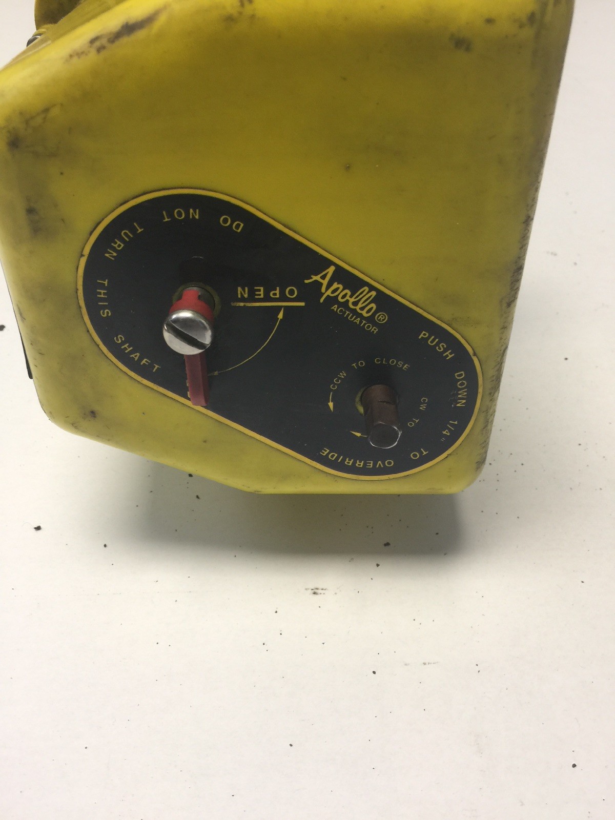 APOLLO AE40010 ACTUATOR 115VAC NEMA 4 TORQUE 400 IN-LBS W/ 143 04DDN1 ...