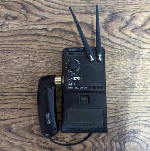 Samson AirLine Guitar AP1 Pedal Receiver w/AF1 Transmitter UHF Wireless ...