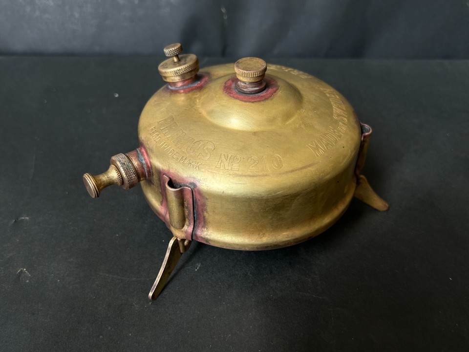 OLD VINTAGE PRIMUS NO.210 BRASS KEROSENE CAMP STOVE WITH ORIGINAL TIN ...