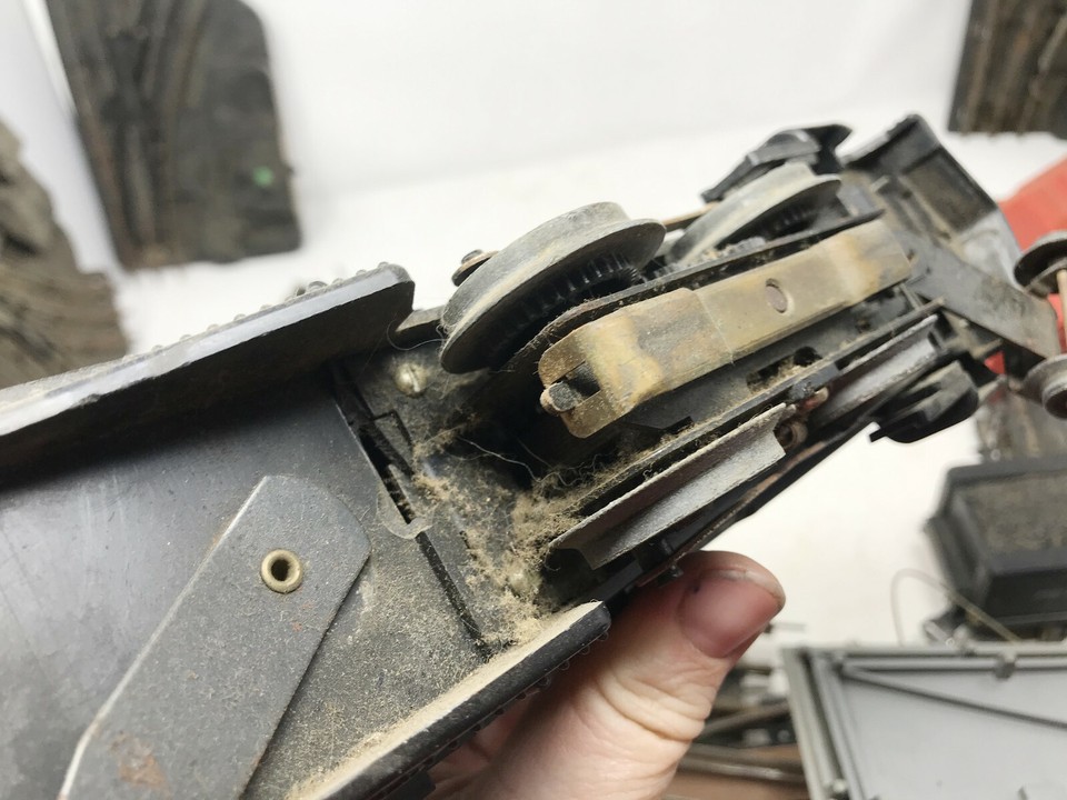 Vintage MODEL TRAIN SET / Parts - HUGE LOT - Track, Cars, Posts ...