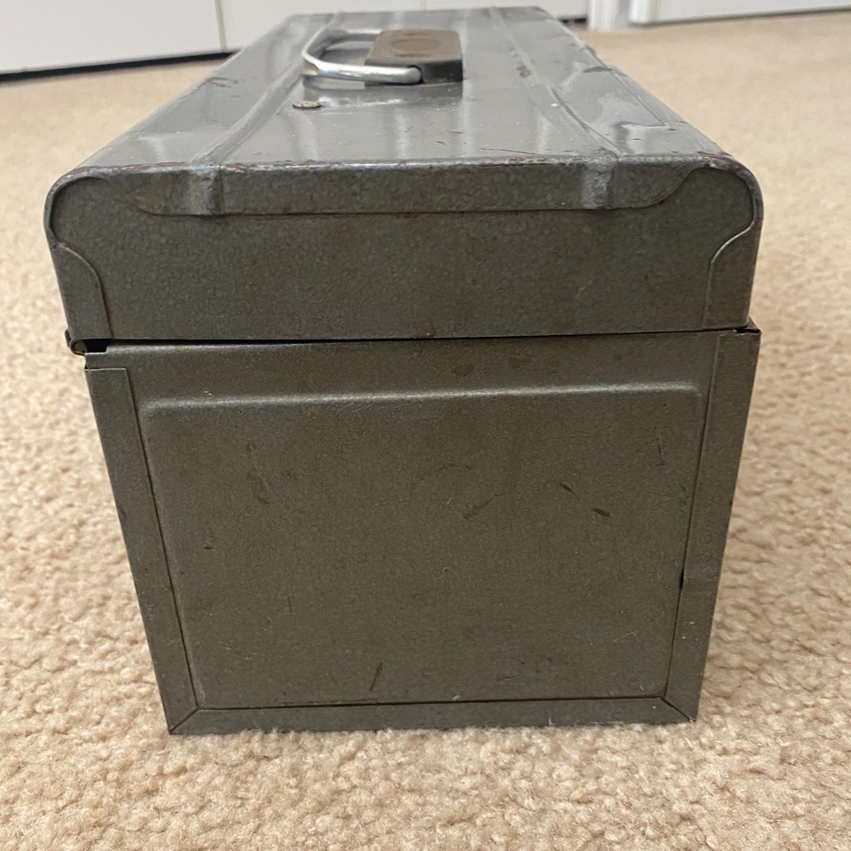 Vintage DUNLAP Metal Tool Box / Tackle Box With Hinged Tray Storage 14 ...