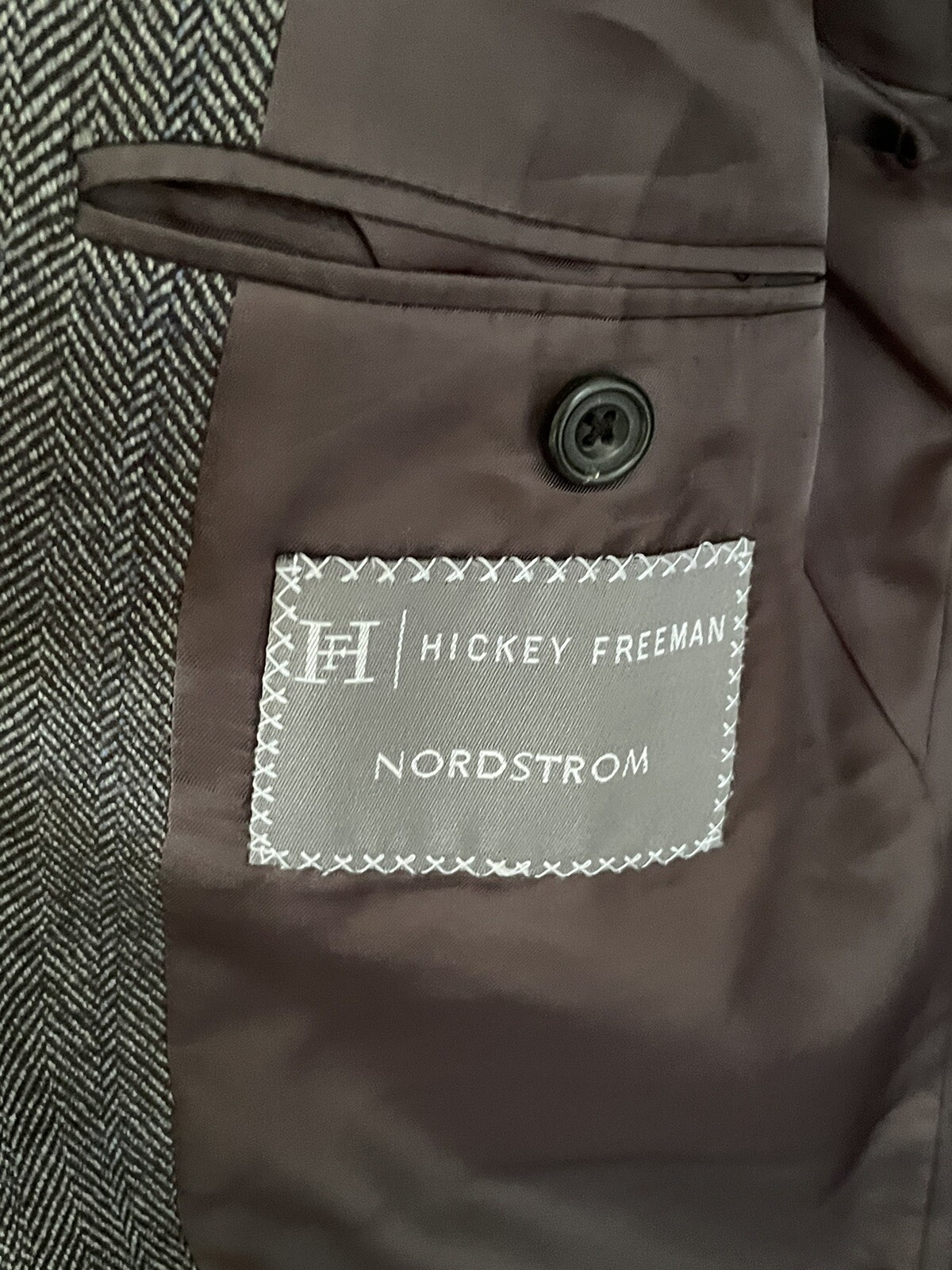 Hickey Freeman Herringbone Wool & Cashmere Blazer 2 B… - Gem