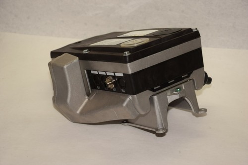 Lenze Decentralised Driver Motec 8400 VFD E84DGDVB37142PS E84DGVN1E 400 ...