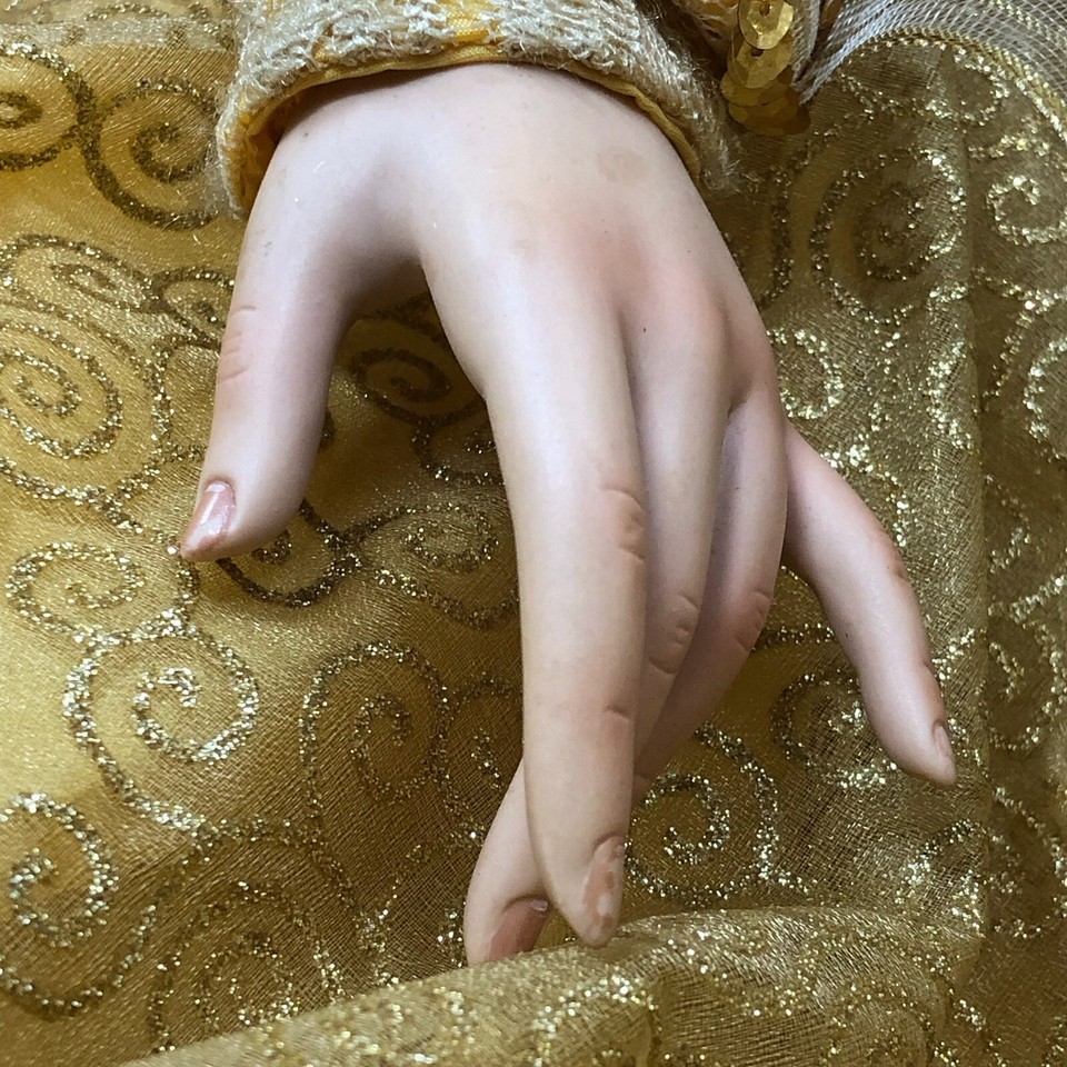 Donna Rubert Sitting Porcelain Doll 31 Inches AEL 2004 Gold Dress | eBay