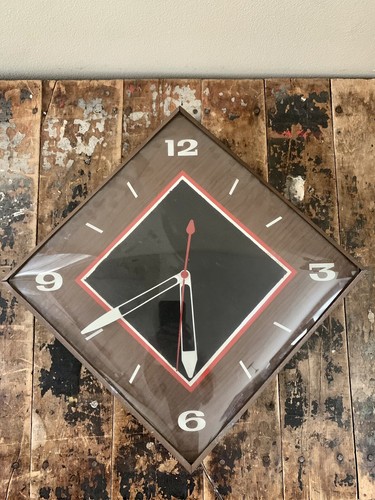 Vintage Original Skelly Advertising Glass Face Pam Clock New Rochelle ...