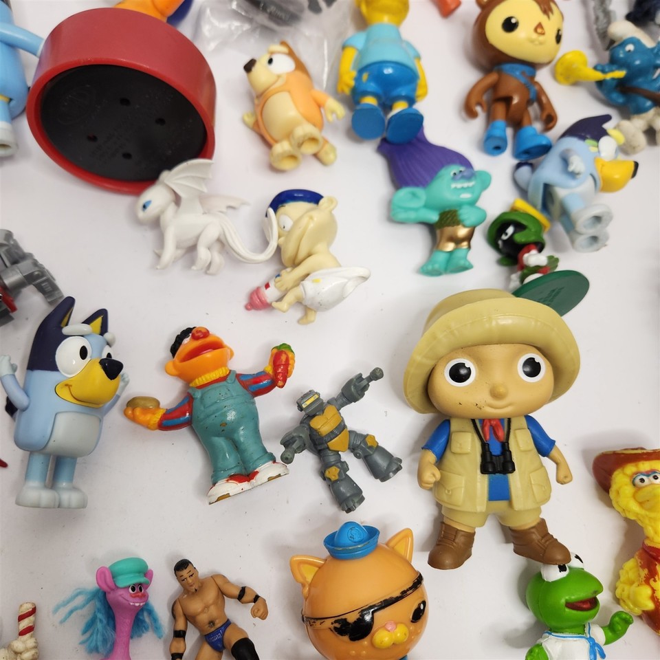 Kids Toys Lot Action Figures Mixed Disney Bluey Simpsons Smurfs COL ...