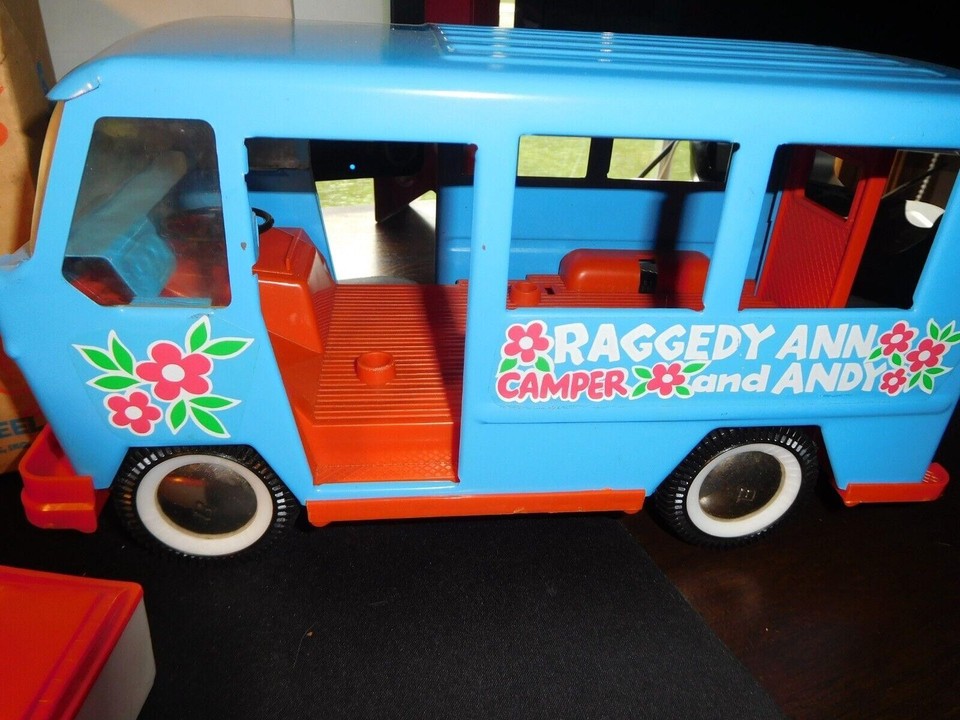 VINTAGE Buddy L Raggedy Ann And Andy DOG AND BOAT WITH CAMPER TRUCK ...