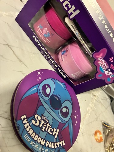 🔥Stitch Exfoliating Body Scrub 7.5 Oz BNWT🔥with Stitch Pallet | eBay
