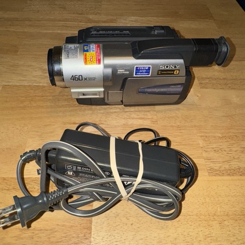 Sony Handycam Vision CCD-TRV58 NTSC Hi8 Video8 Camcorder Video Camera ...