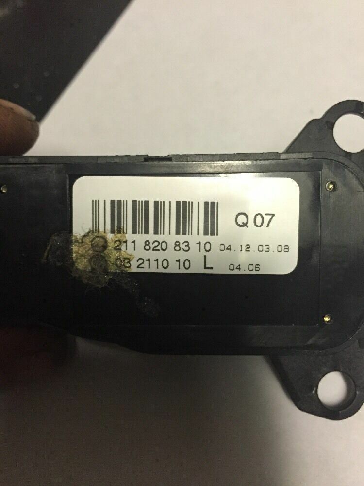 2004 Mercedes-Benz E320Left (Driver) Side Mirror Switch 2118208310 ...