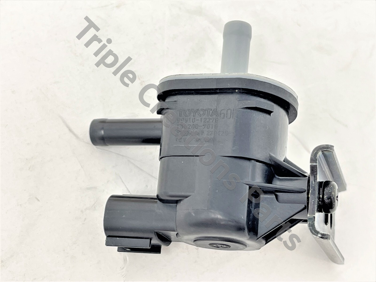 25860-36020 Genuine Toyota Highlander 4Runner Tundra Vacuum Air ...