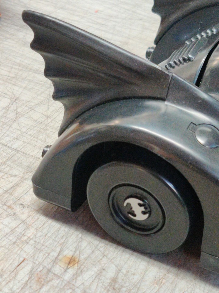 Batman Rocket Launcher Batmobile With Accessories And Cover 1989 ToyBiz ...