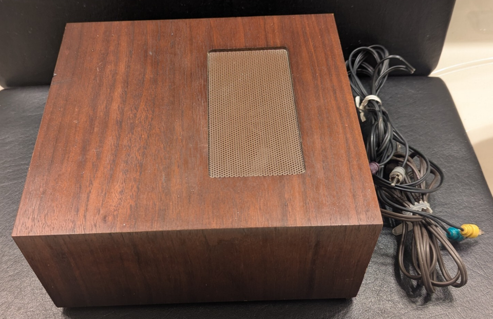 Zenith 8-track Player (Quad) Model D762W-1: Powers on fine, switches ...