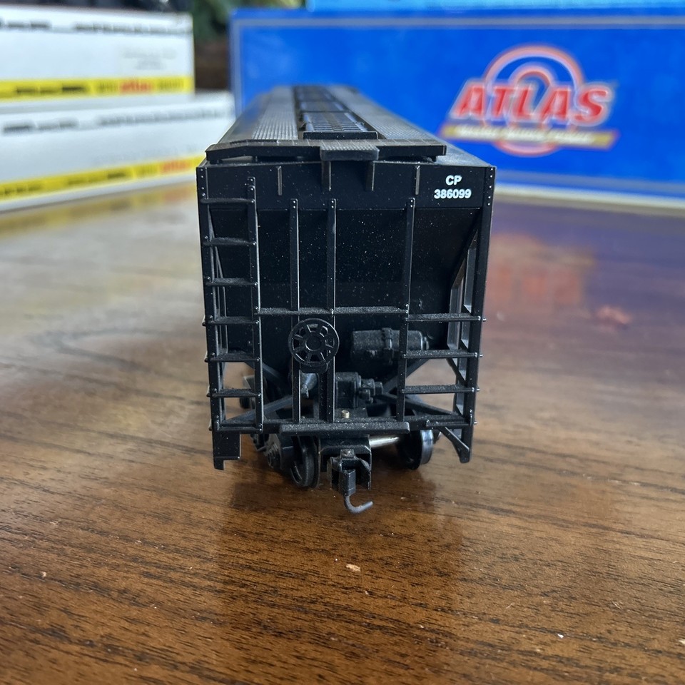 WEAVER O SCALE 2 RAIL CP RAIL CP 386099 PS-2 COVERED HOPPER CANADIAN PACIFIC | eBay