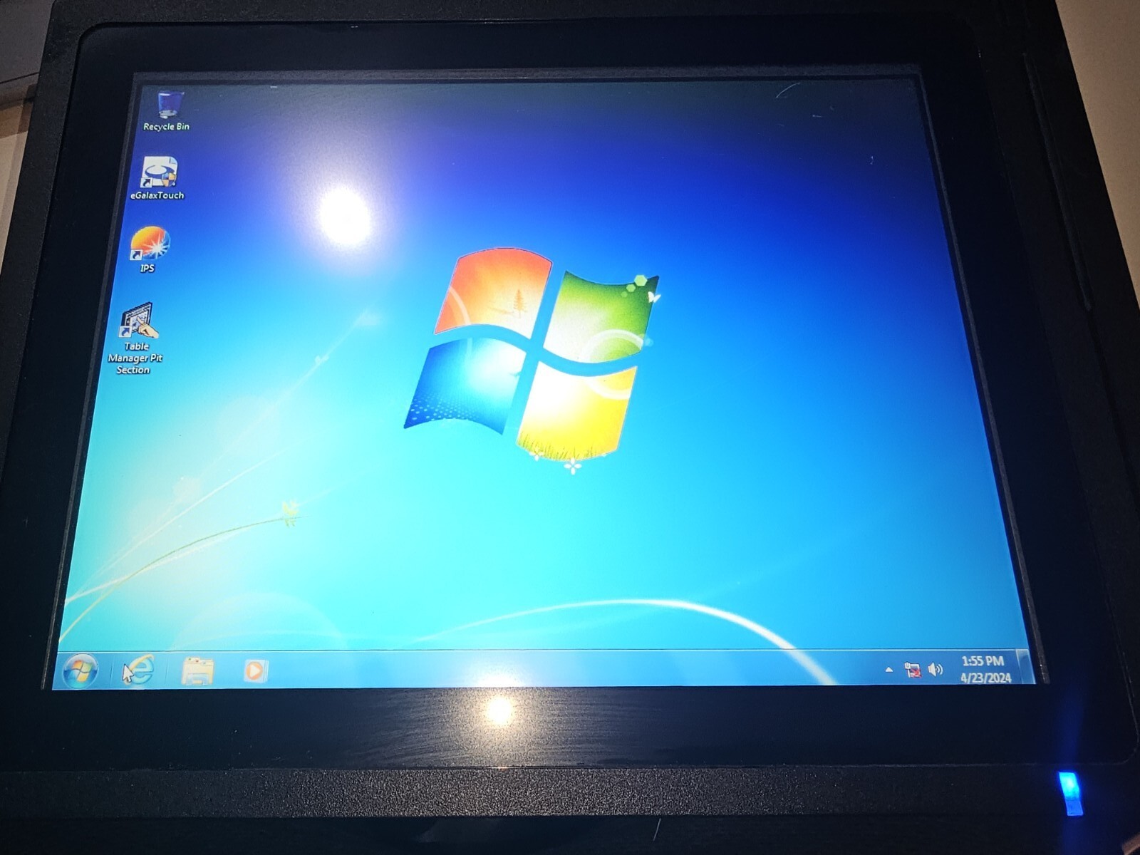 Touch Dynamic Pulse J1900 All in One POS Retail System With Stand for ...