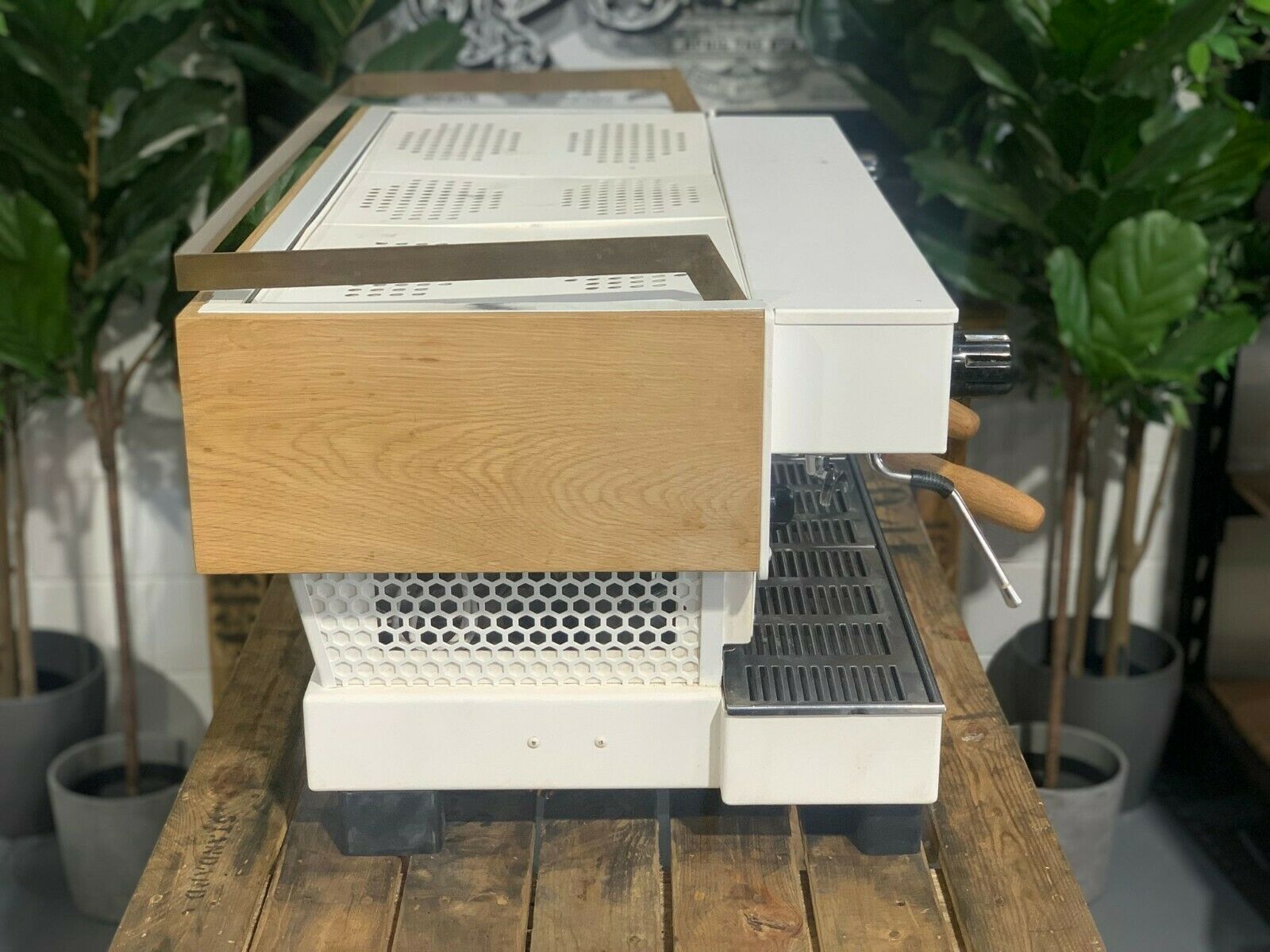 LA MARZOCCO LINEA CLASSIC 3 GROUP WHITE, WOOD & TIMBER HANDLES ESPRESSO ...