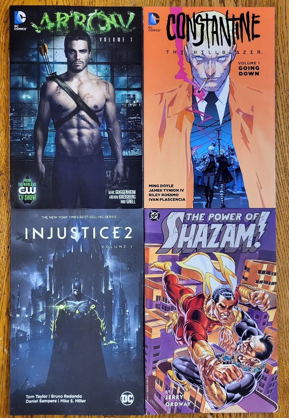 Lot of 25 DC Comics TPB, Digests, Mini-Series Mixed Bundle~Green Arrow ...