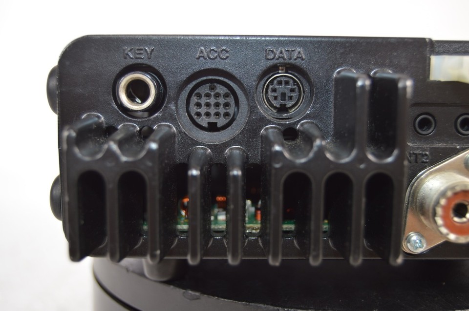 Icom IC-7000 HF/VHF/UHF All Mode Transceiver 100W 50/144/430MHz Tested ...