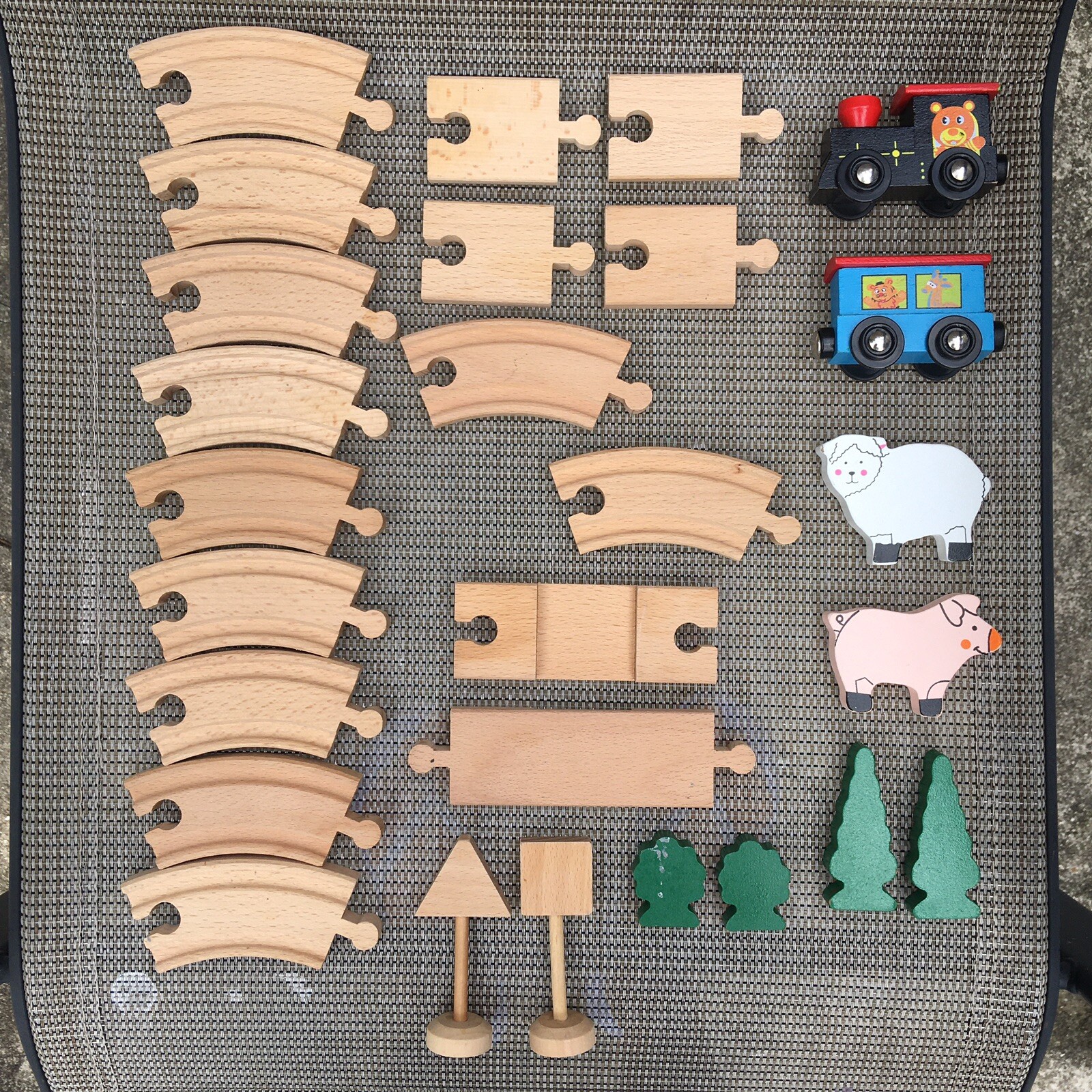 Lot of 27pcs Wooden Railroad Steam Train Track Set w/ Accessories Signs ...