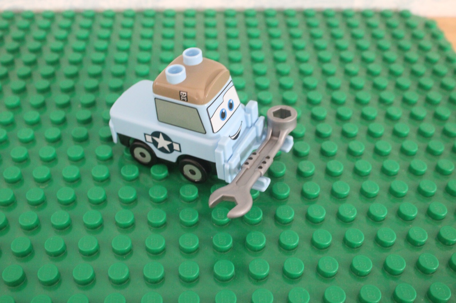 Duplo DISNEY CARS DITTO Blue Forklift Vehicle Skipper's Flight School ...