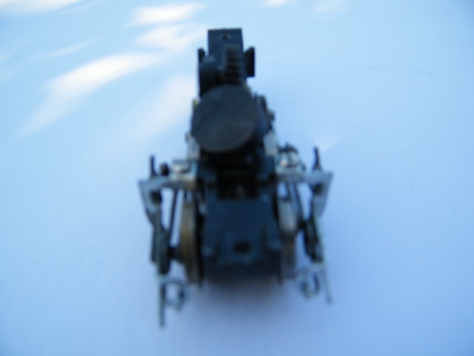 HO Scale AM FLYER 0-6-0 Locomotive Metal wheels +Side rods + Piston and ...