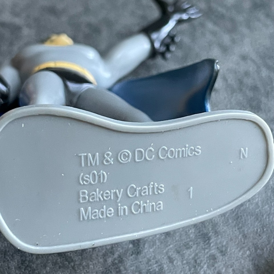 Batman Missions Missile Launcher Batmobile DC Figure Cake Topper Bakery ...