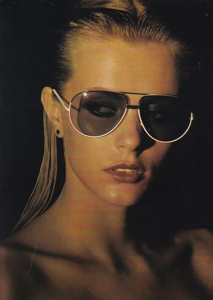 1977 VOGUE PARIS MARC CHAGALL MARGAUX HEMINGWAY HANS FEURER GUY BOURDIN ...