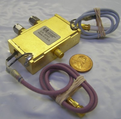 HP IQ SPLITTER MODEL 08780-67005 ... S/N 00747 ... GOLD ... FROM AN ...