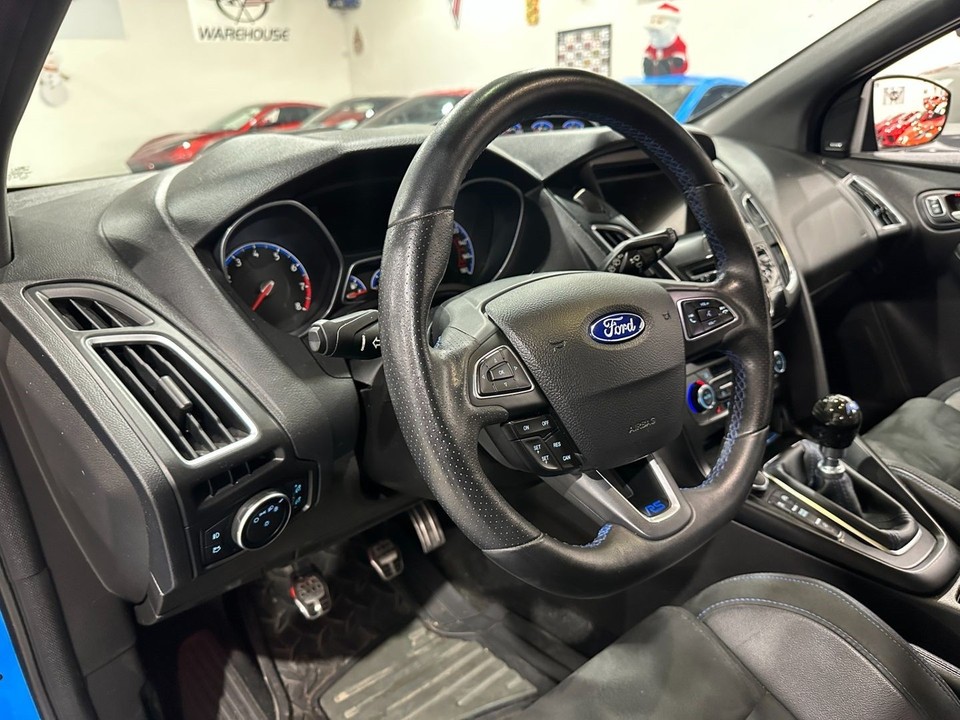 2016 Ford Focus RS 2.3L AWD, NAV, 19's, 6-Speed, Only 59k! | eBay