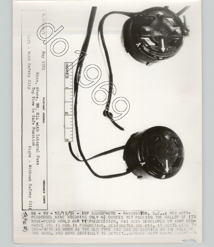 MILITARY US Army Midget ANTI PERSONNEL M14 Landmine 1951 PRESS PHOTO | eBay