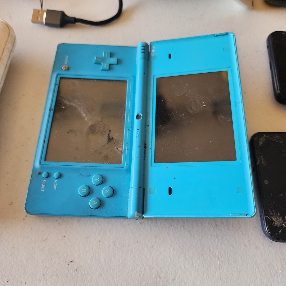 Electronics Lot Of 55 - Untested And Or Broken. For Parts And Repair | eBay