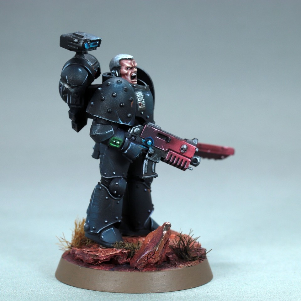 painted Dark Angels Sergeant miniature Warhammer Horus Heresy 30k 40k ...