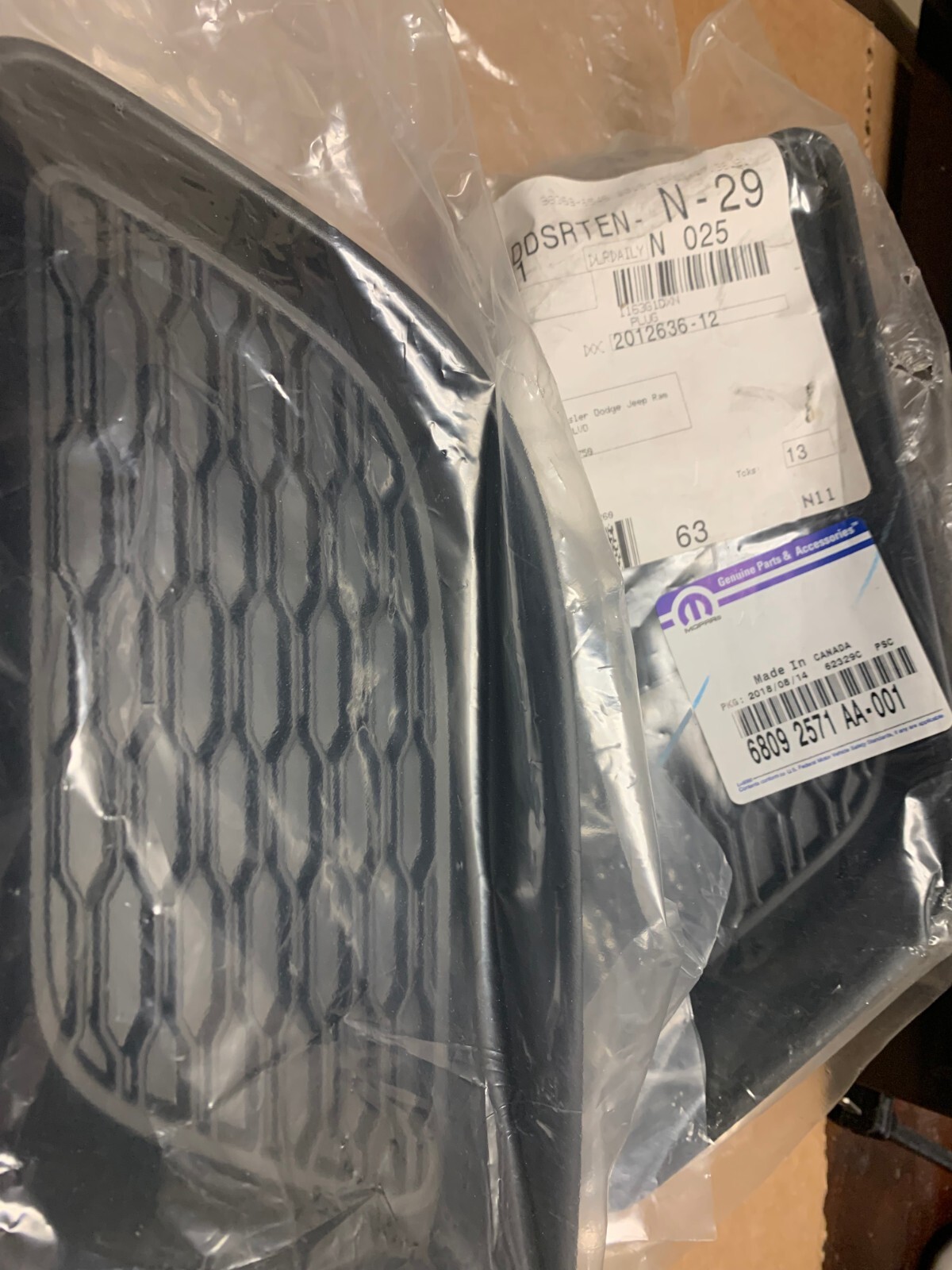 MOPAR FRONT BUMPER FOG LIGHT HOLE PLUG BEZEL RIGHT/LEFT SIDE 68092570AA ...