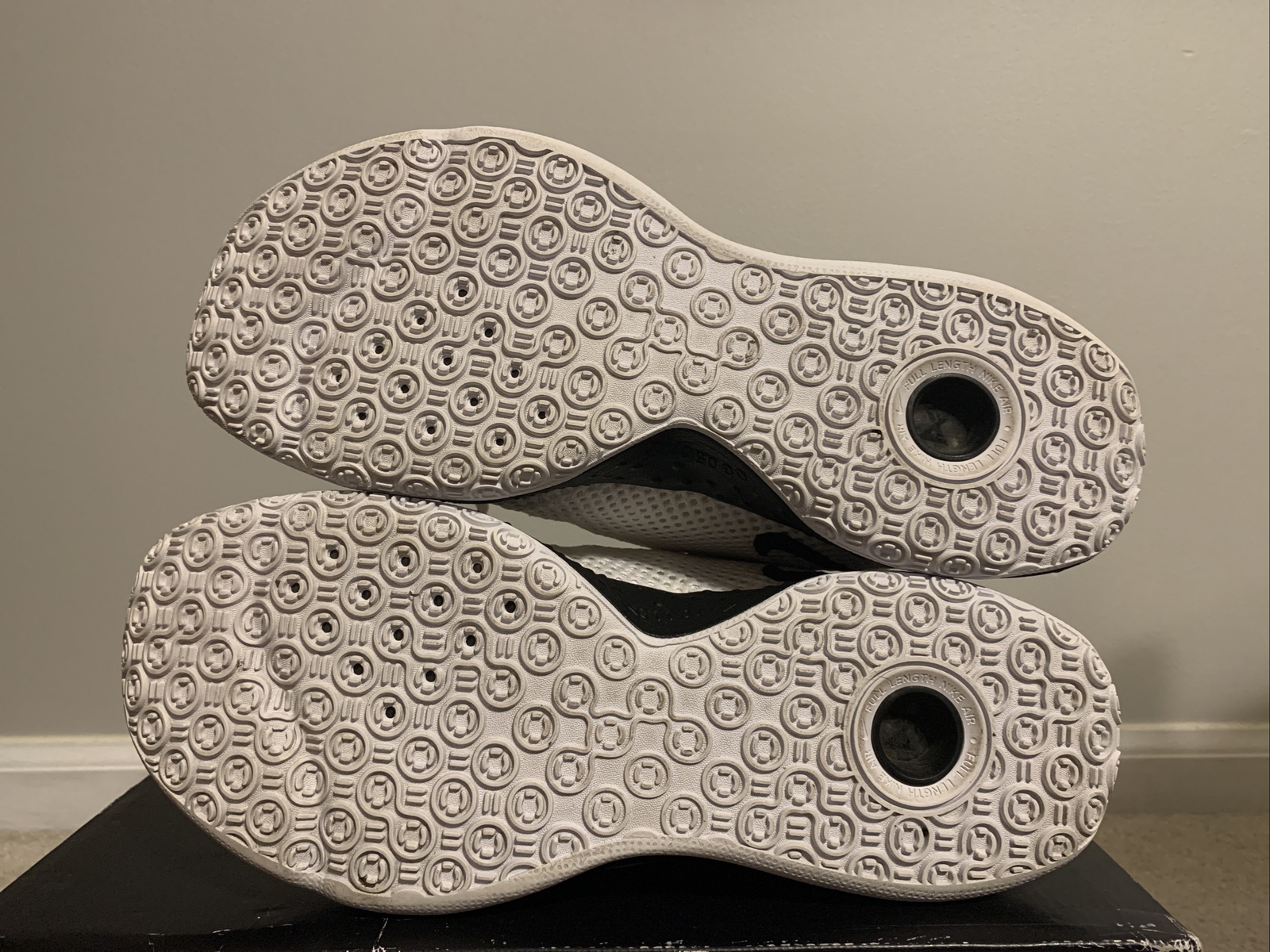 Nike Mens PG 4 Air Strobel Basketball Shoes White Bl… - Gem