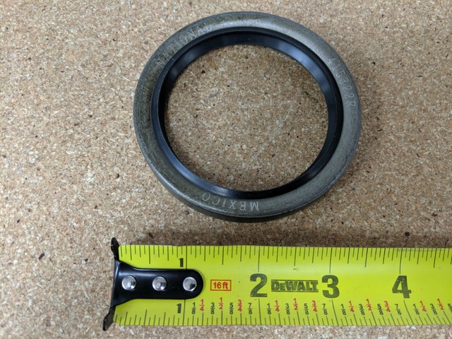 Rear Yoke Seal PAI # BOS-7690 Ref. # National 415322R 417484 25624051 ...