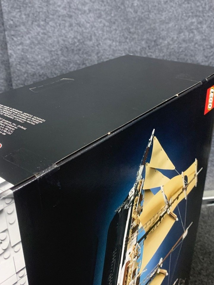 LEGO Icons The Endurance 10335 Building Set 3011 Pcs, Sealed Box is ...