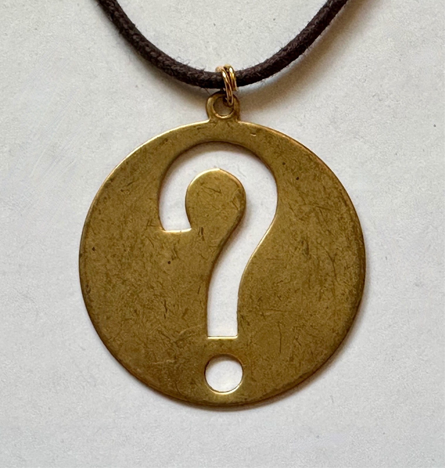 Question Mark symbol Vintage Brass round charm pendan… - Gem